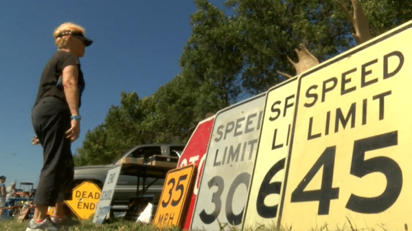 Searching for Treasures at Junk Jaunt - Nebraska's Junk Jaunt